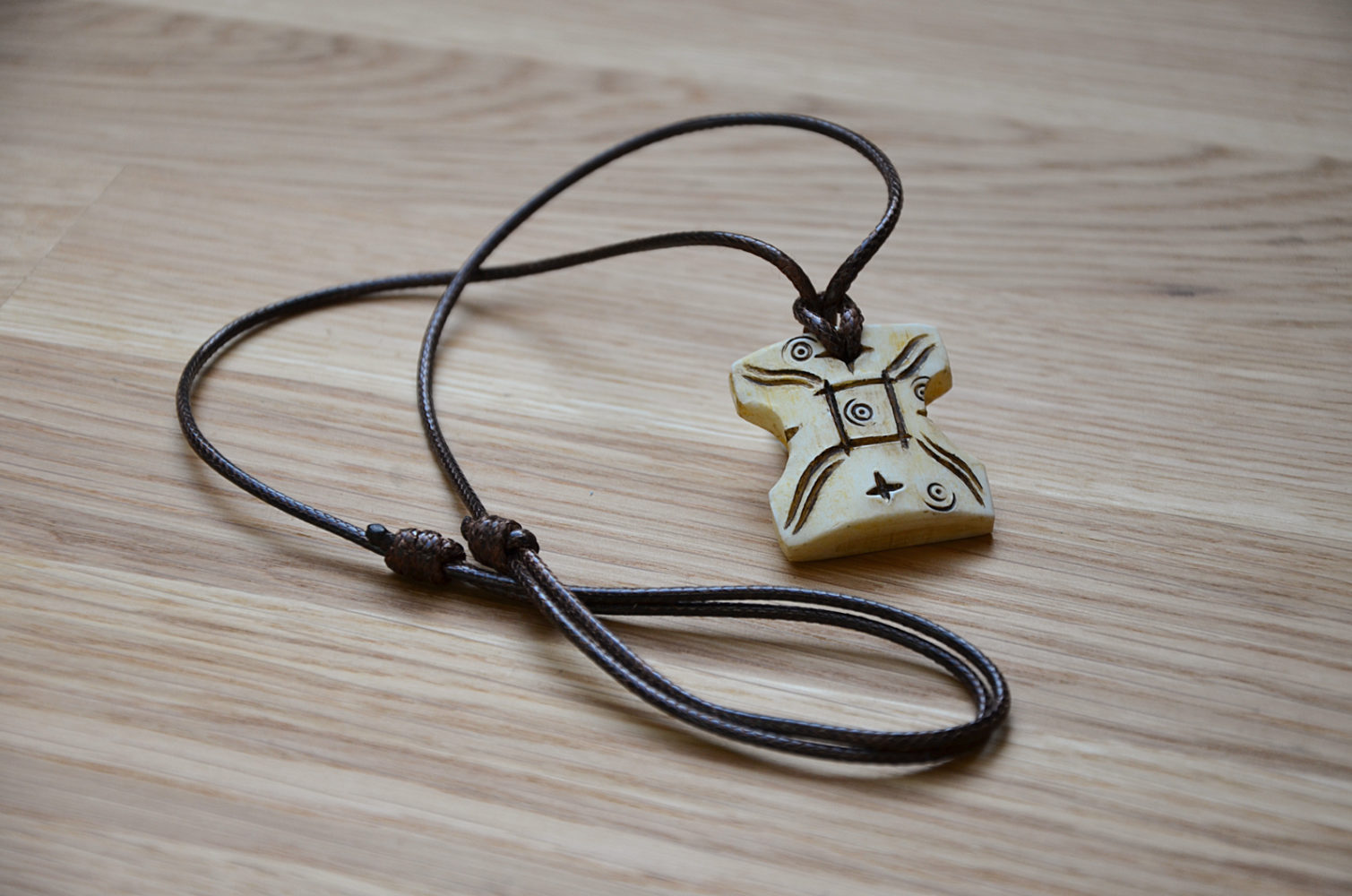 Japor Snippet (Star Wars) – Necklace – Black Owl Studio