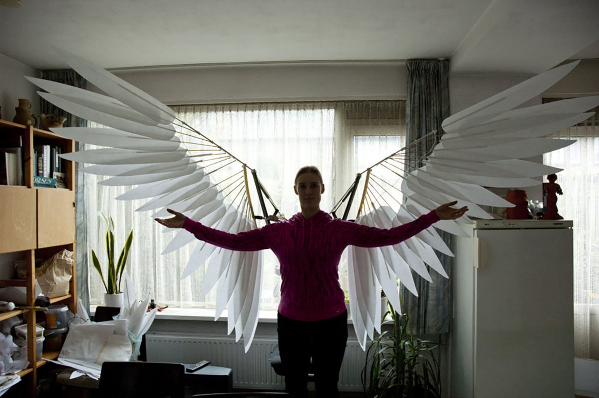 Tutorial : Crafting articulated wings – Black Owl Studio